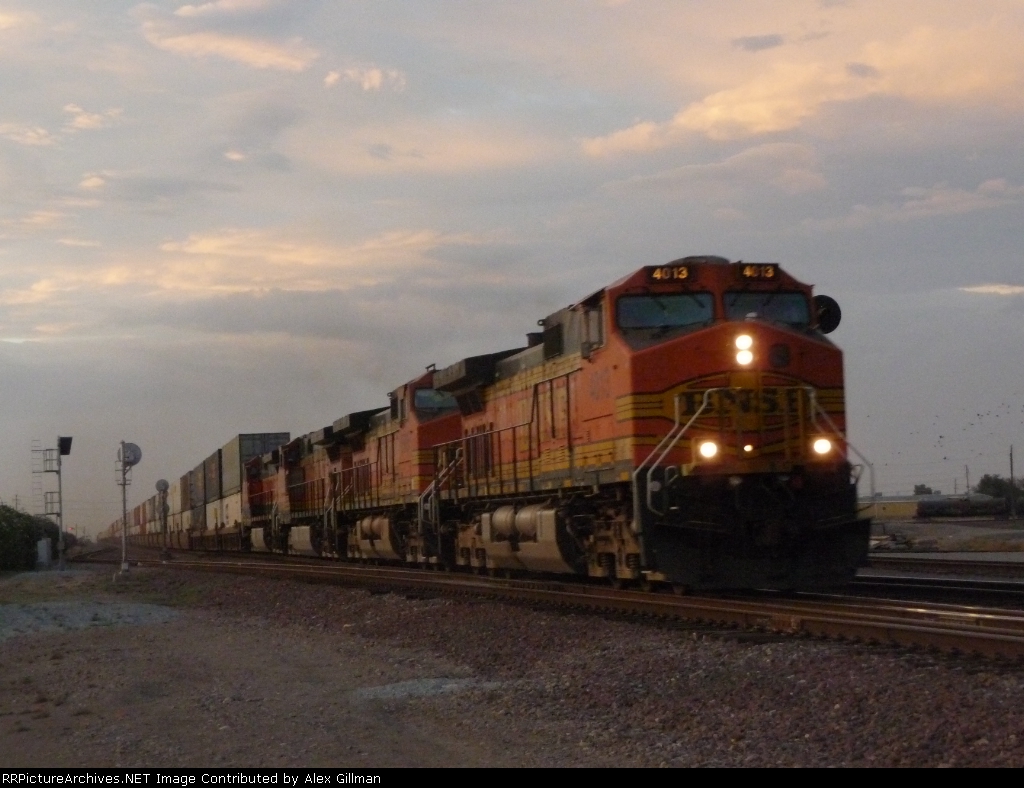 BNSF 4013 East